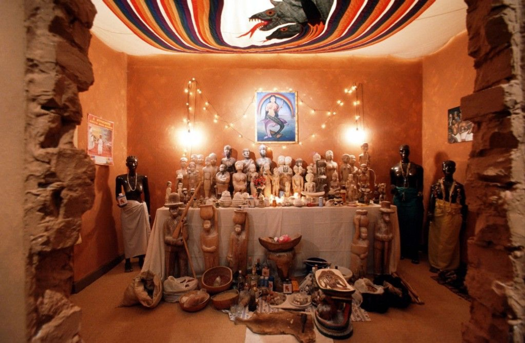 obol altar